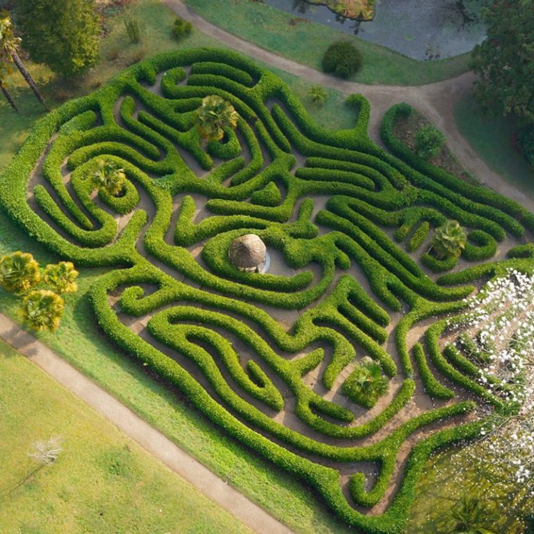 The National Trust - The Great Gardens of Cornwall